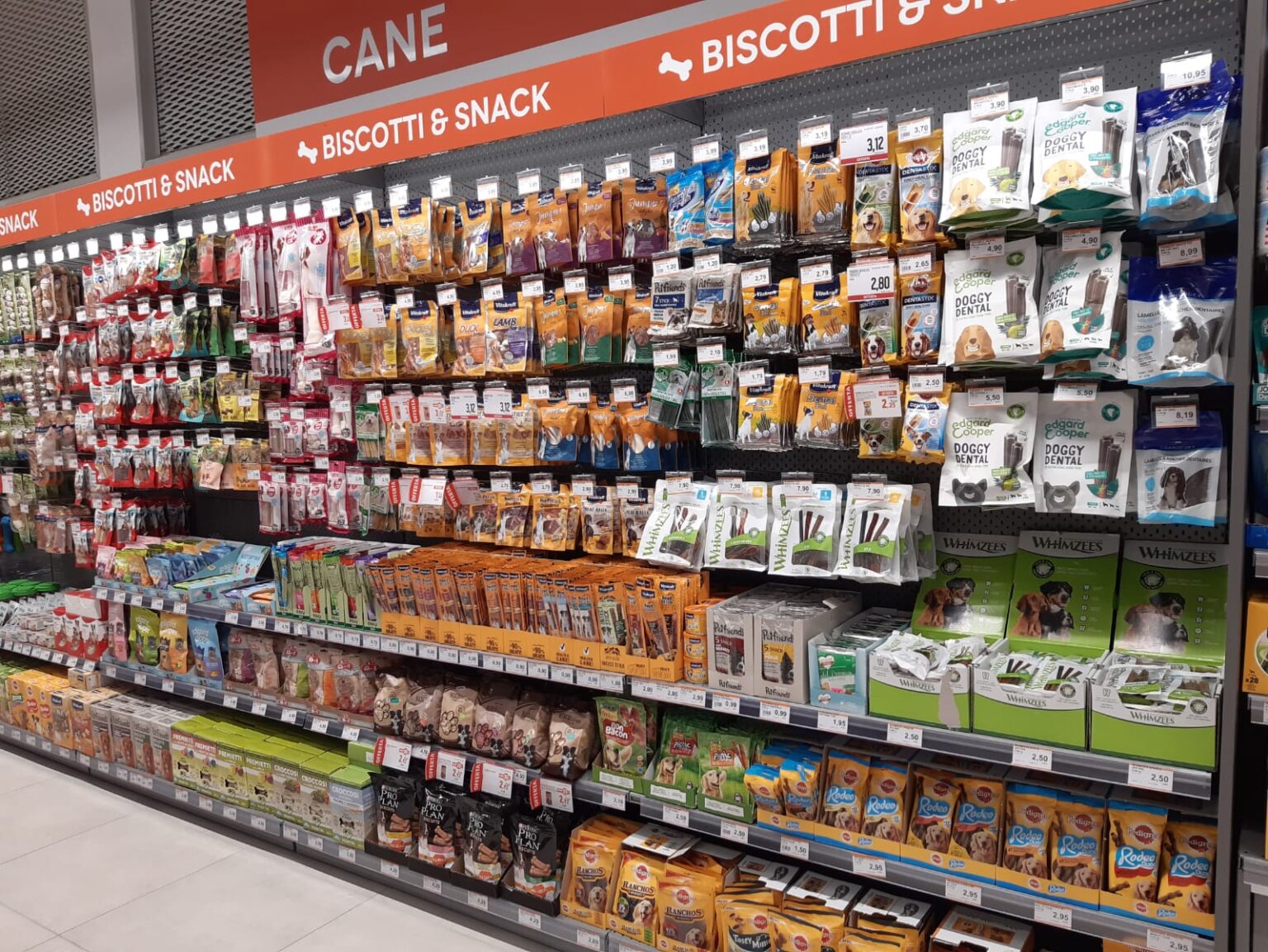 Conad apre un secondo pet store a Terni su un'area di 350 metri quadri
